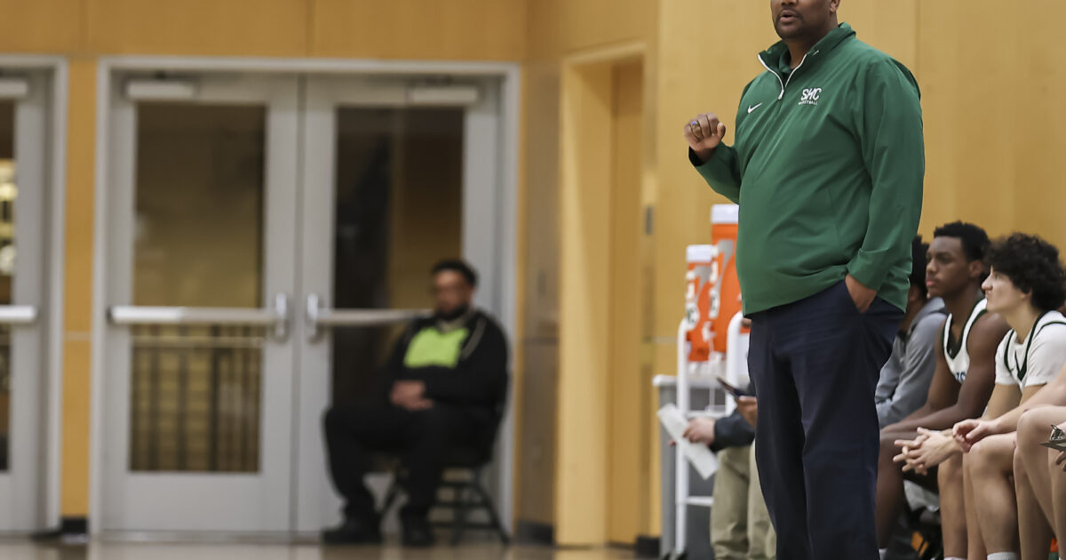 Caesar Smith Steps Down as Head Coach of Boys Varsity Basketball Team | SHC